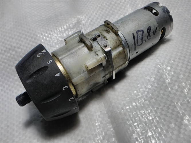 Screwdriver gearbox with 10.8 V motor for 4 screws 2 ears – Dostavka